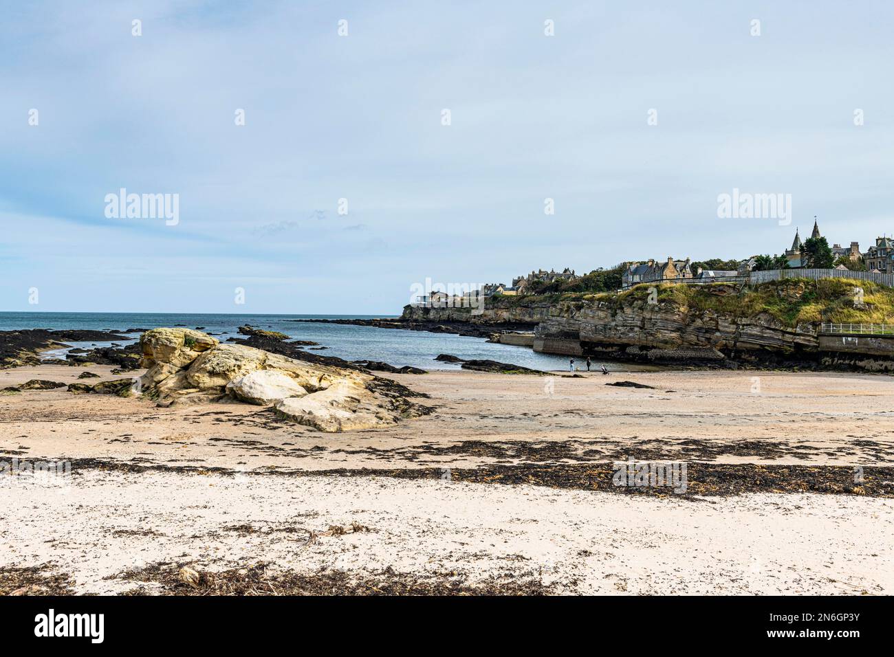 St andrews beach hi-res stock photography and images - Alamy