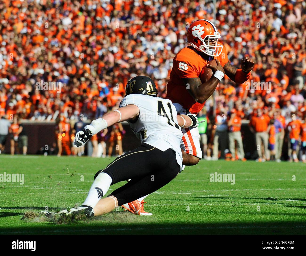 Clemson quarterback Tajh Boyd (10) runs the ball as Wake Forest ...