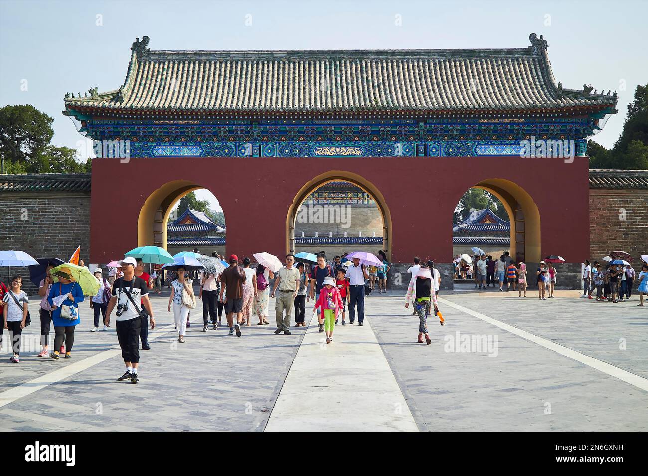 Danbi Bridge at the Altar of Heaven with tourists, Beijing, China Stock ...