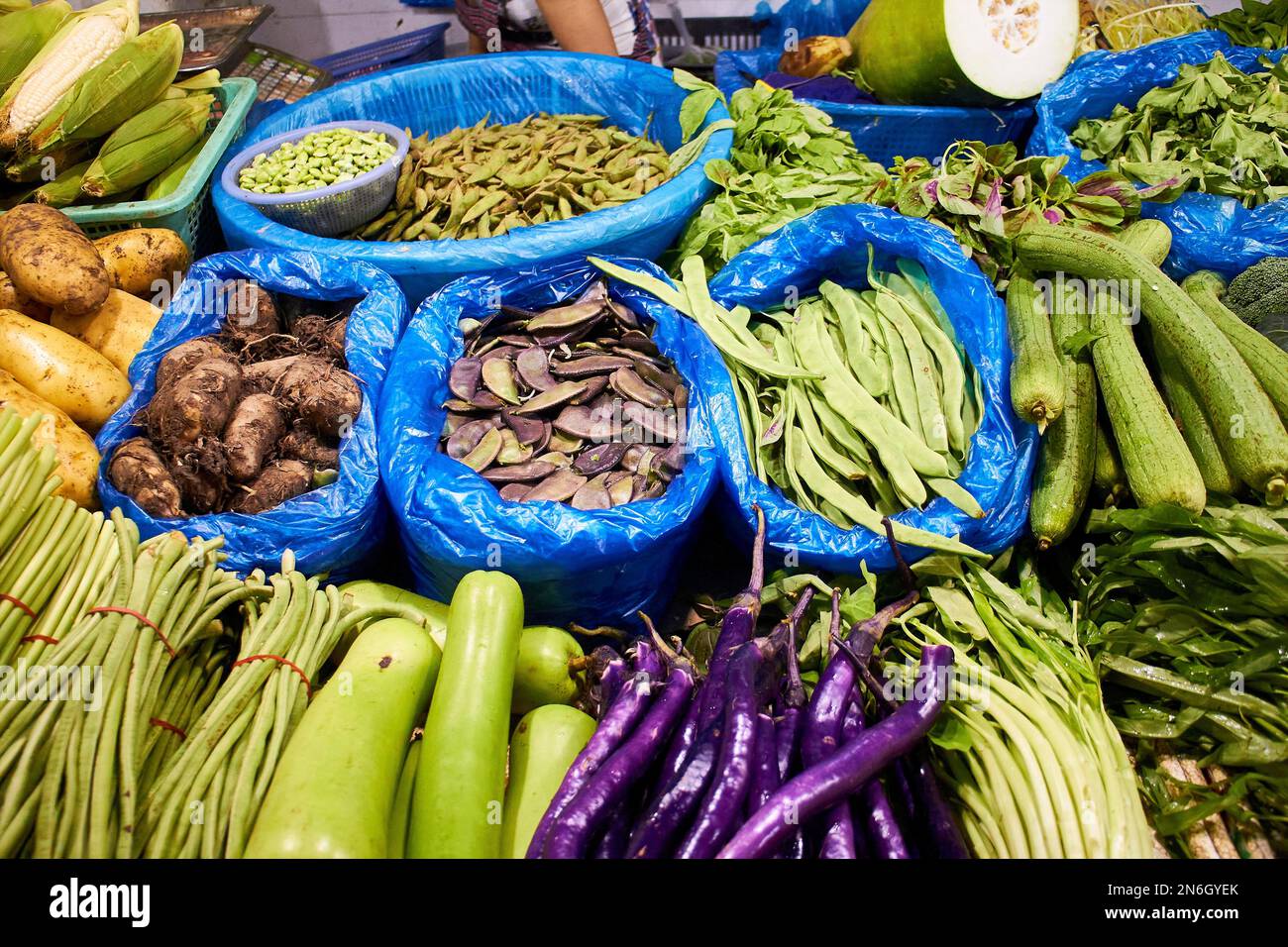 Vegetable display at market stall, Shanghai, China Stock Photo - Alamy