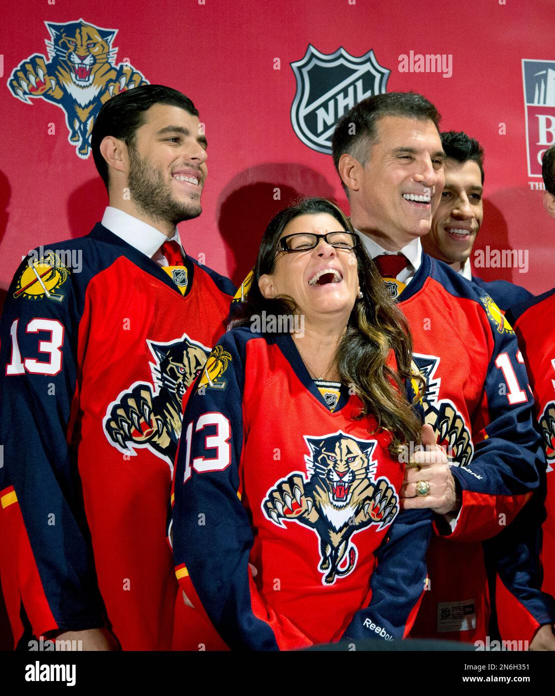Vincent Viola, center, and his family, including his wife Teresa, sons ...