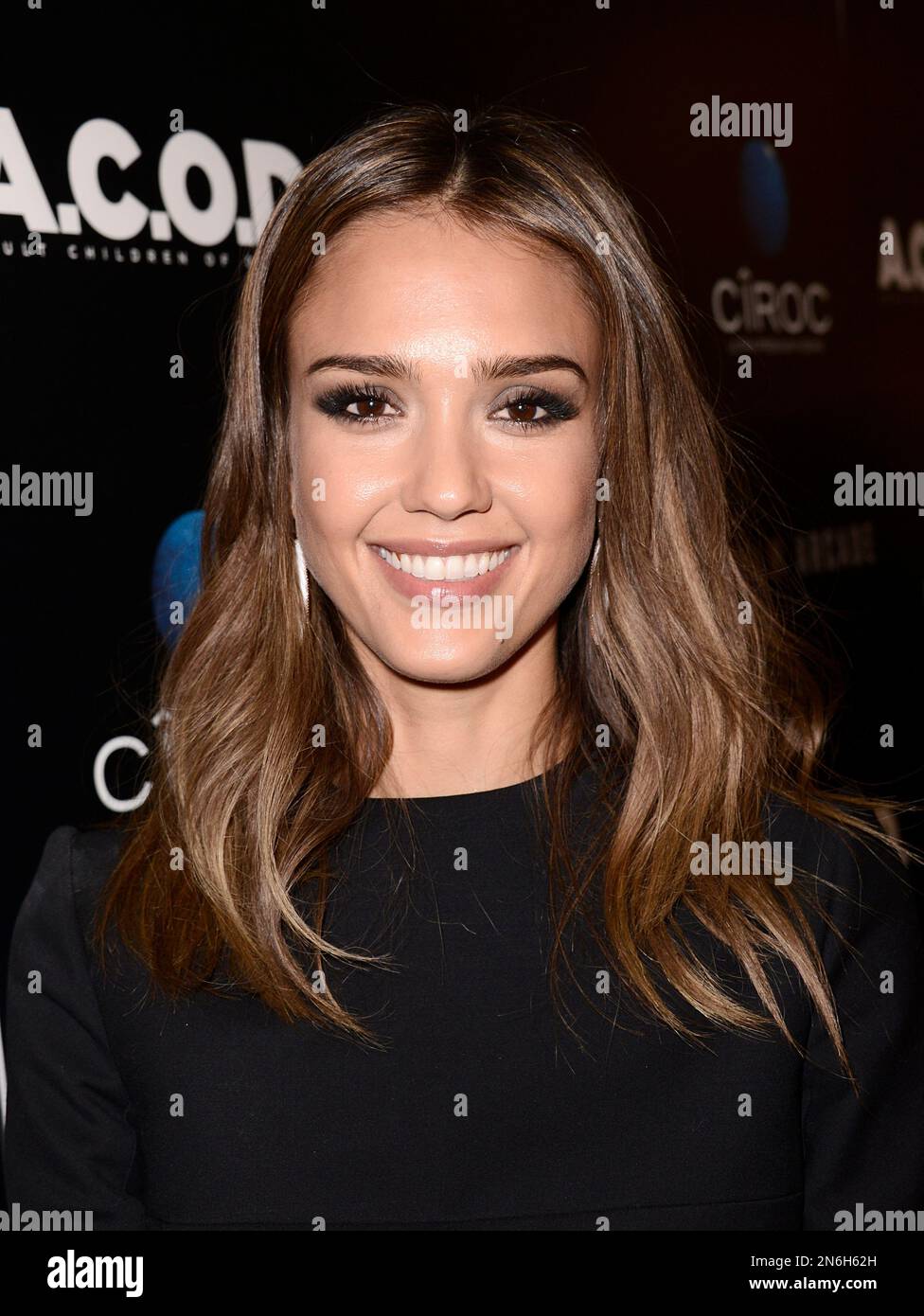 Actress Jessica Alba arrives on the red carpet at the premiere of the ...