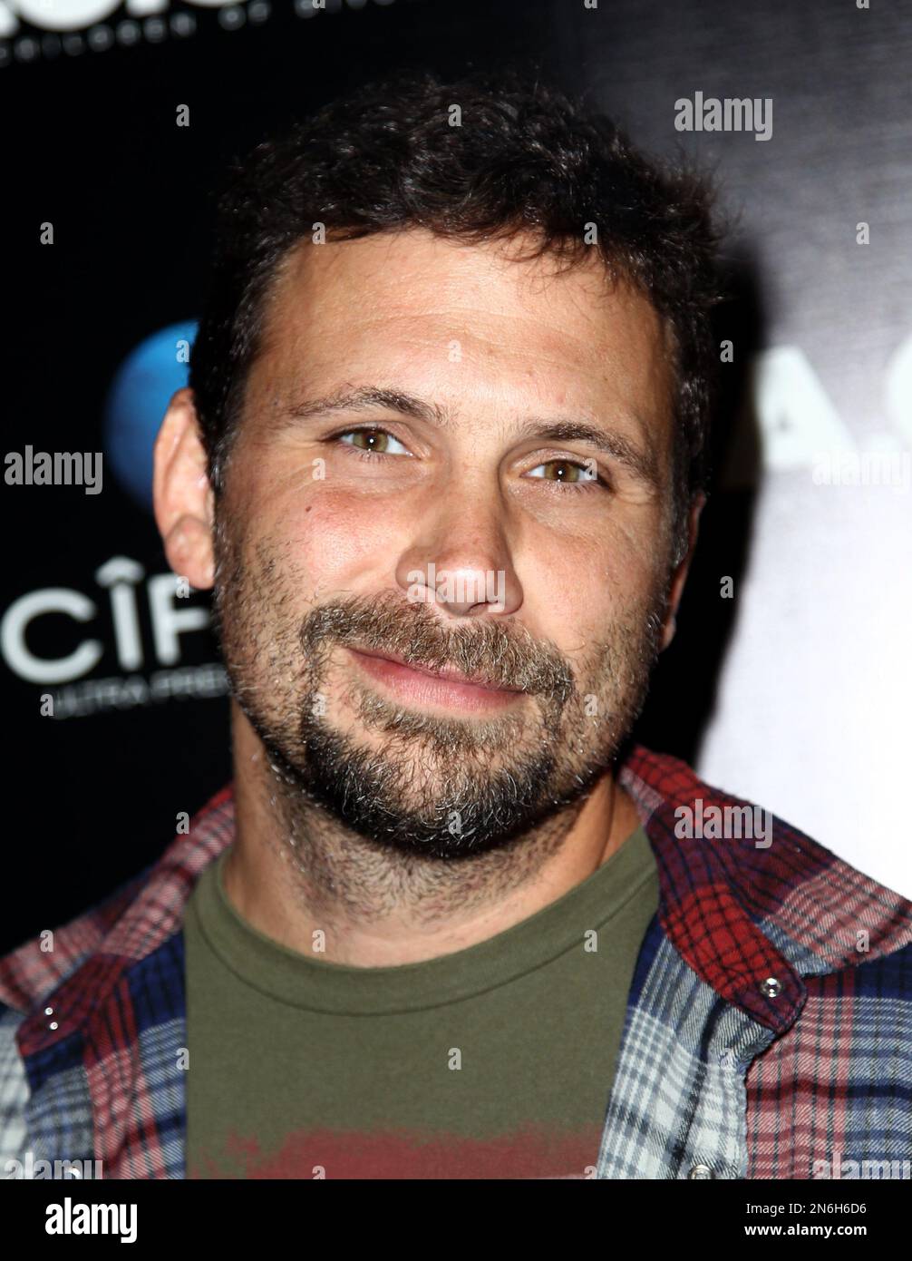 Jeremy Sisto arrives at the premiere of "A.C.O.D." at the Landmark ...
