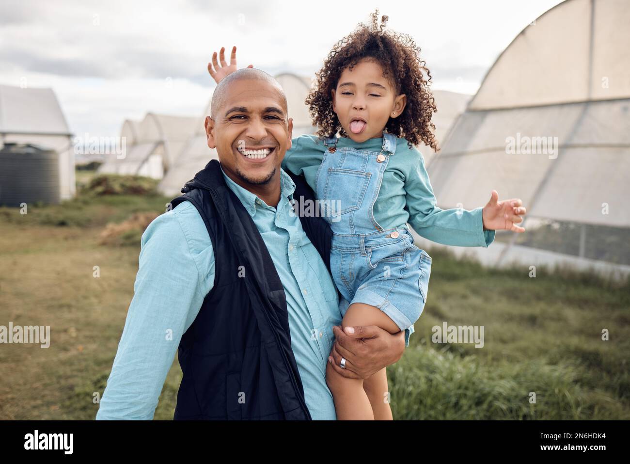 Farm, family and portrait of father with girl enjoy bonding, farming ...