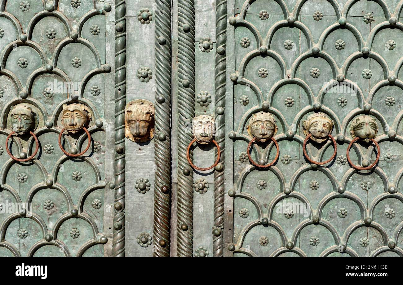 Door of main portal, St Mark's Basilica, Piazza San Marco, Venice ...