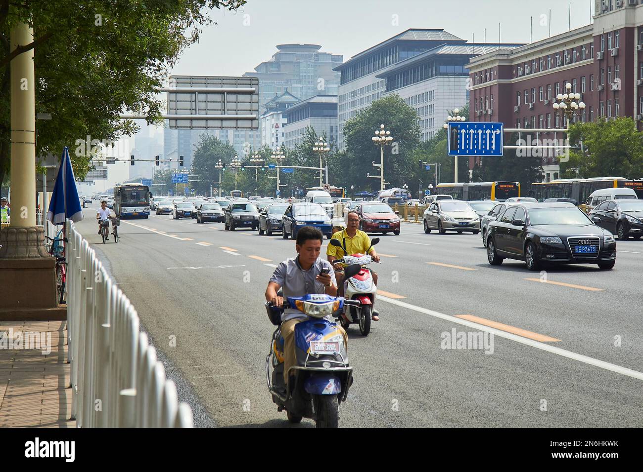 Changan ave hi-res stock photography and images - Alamy