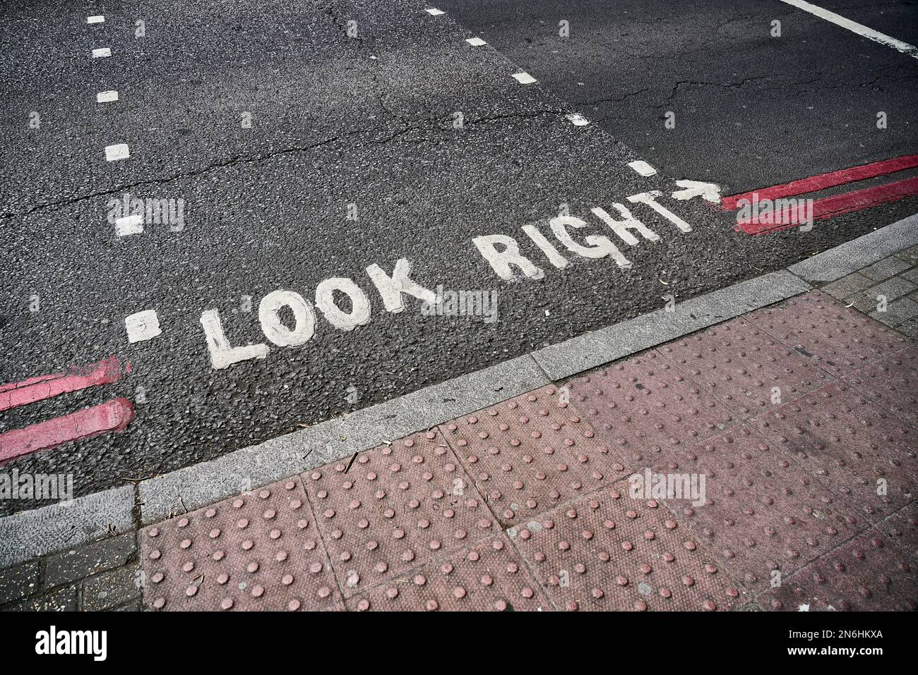 Pedestrian crossing london hi-res stock photography and images - Alamy