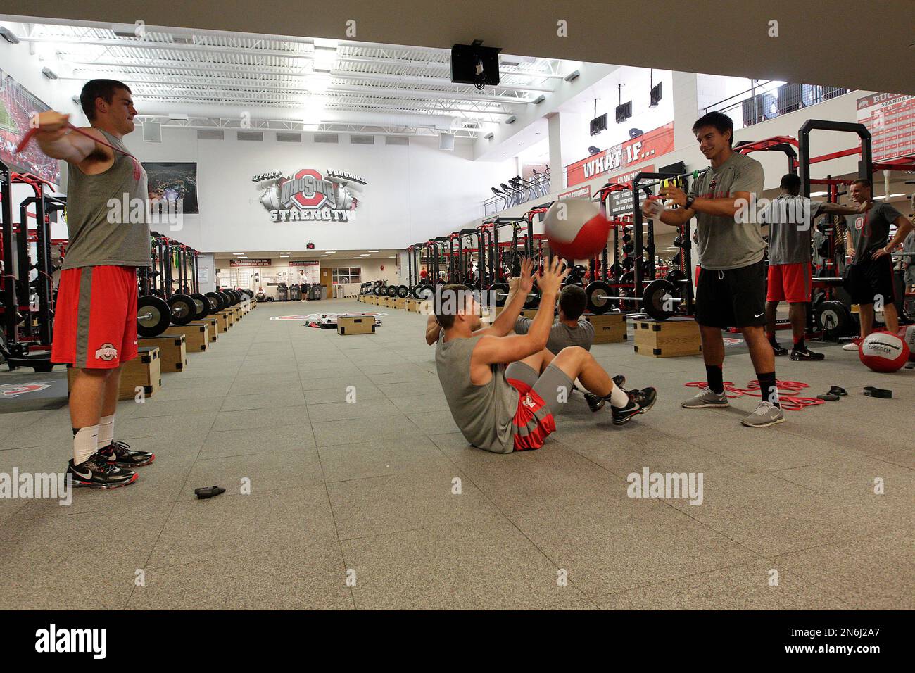 Ohio State football players train in the strength and conditioning room ...