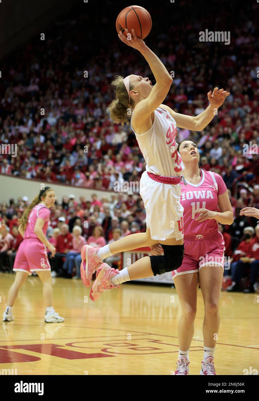 Mckenna grace 2023 hi-res stock photography and images - Alamy