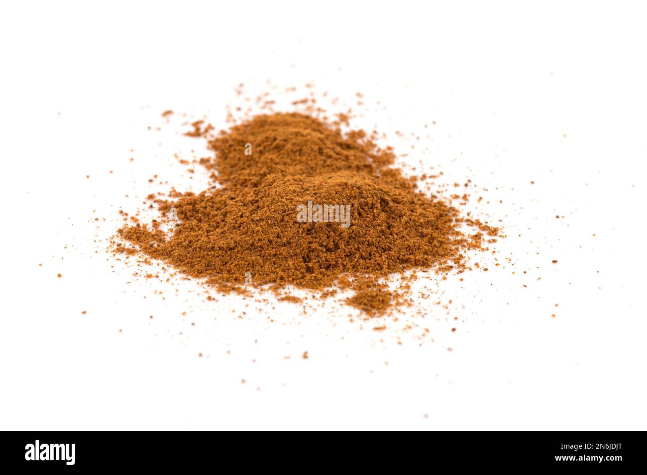 cinnamon powder isolated on a white background Stock Photo - Alamy