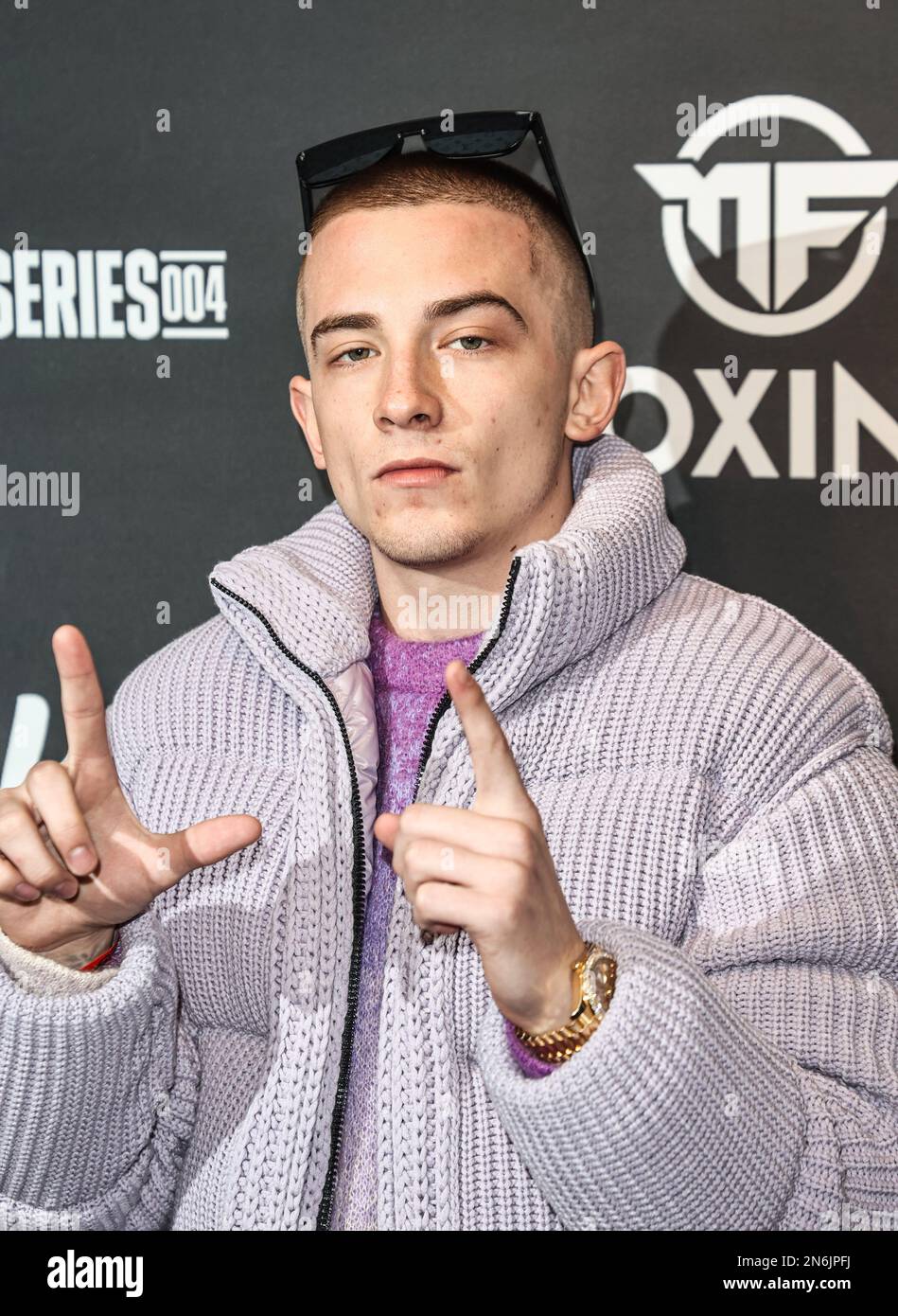 Ardee seen attending the KSI vs FaZe Temperrr MF Cruiserweight Title ...