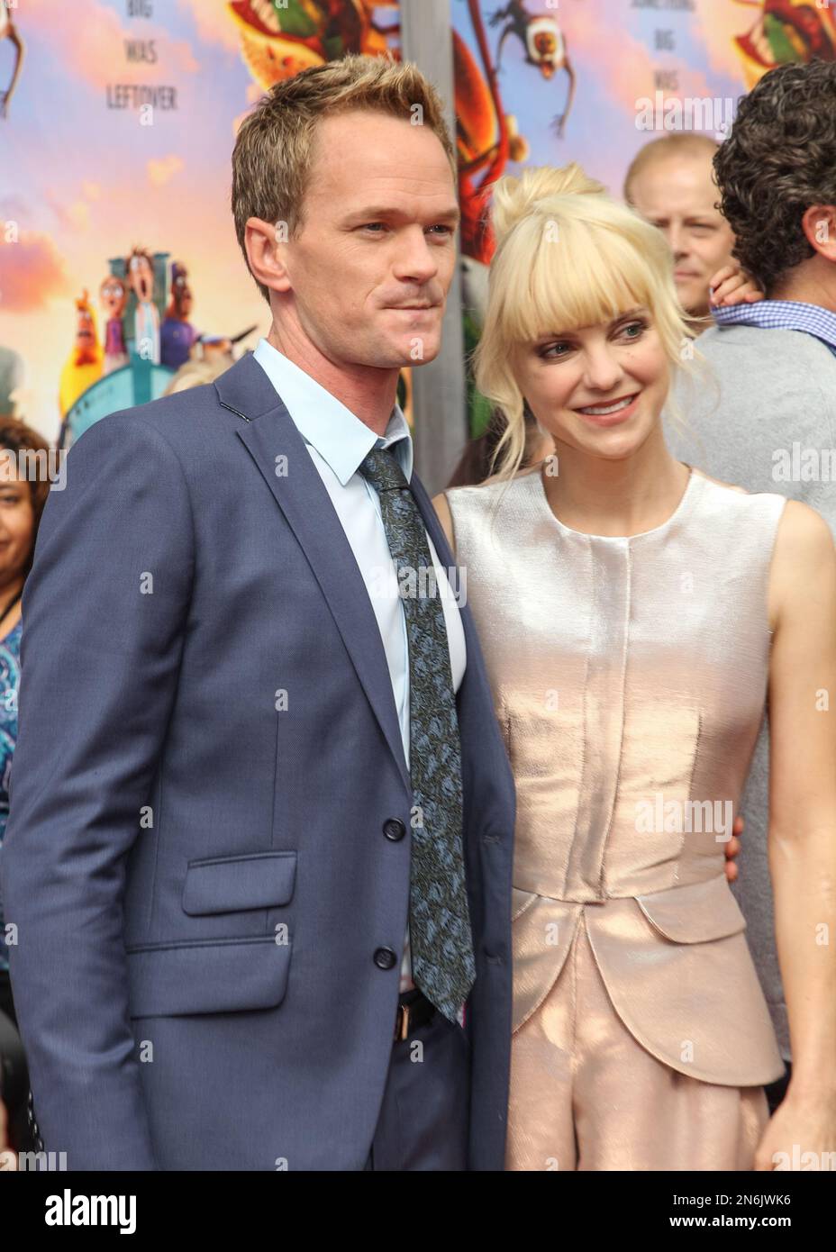 From left, actors Neil Patrick Harris and Anna Faris arrive at the premiere of "Cloudy with a ...