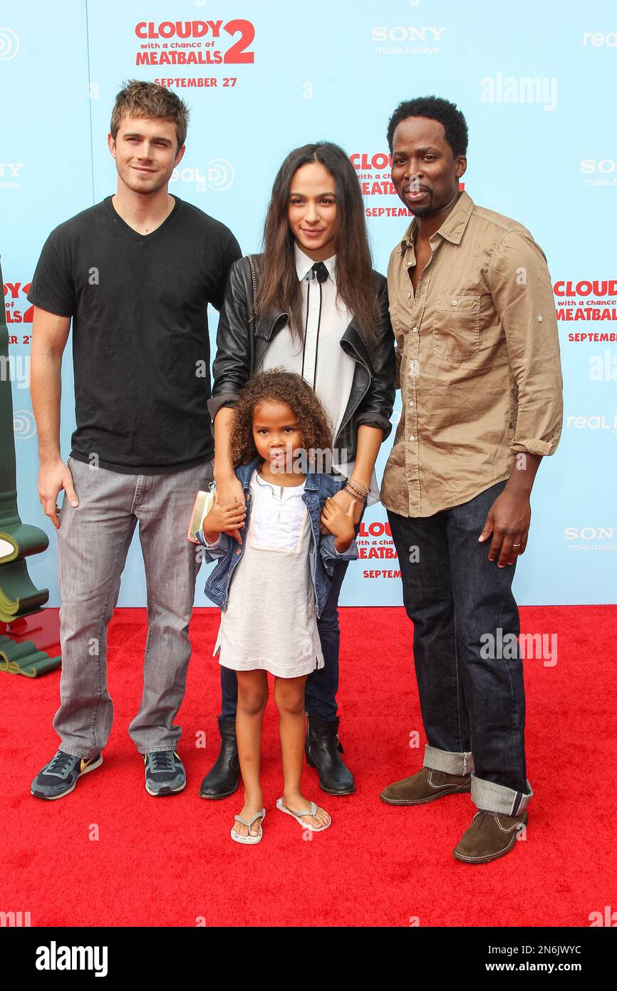 Actor Harold Perrineau Jr. (on right) arrives at the premiere of ...
