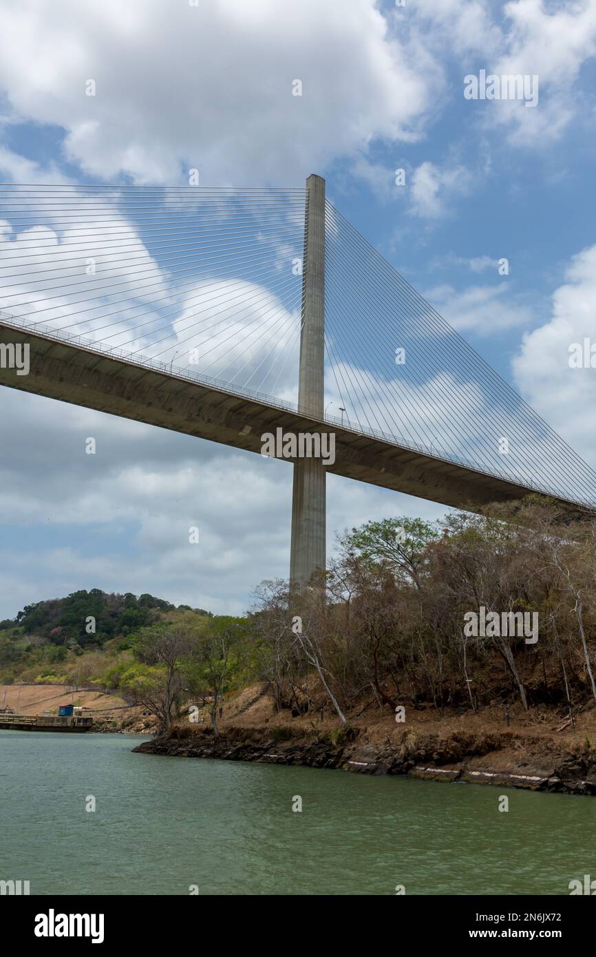 The Centennial Bridge spans the Panama Canal over the Culebra Cut and ...