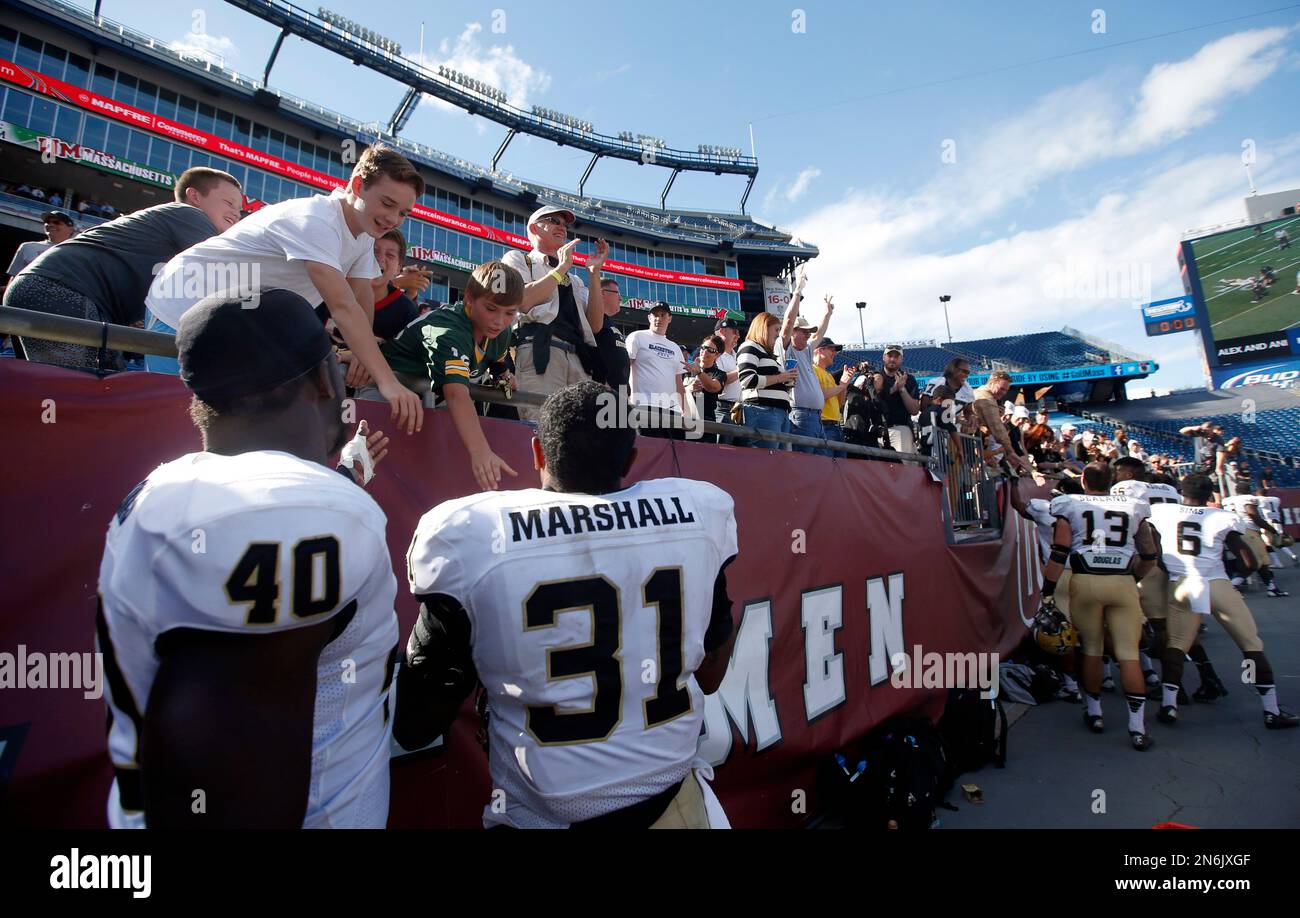 Vanderbilt players including Ja'karri Thomas (40) and Javon Marshall ...
