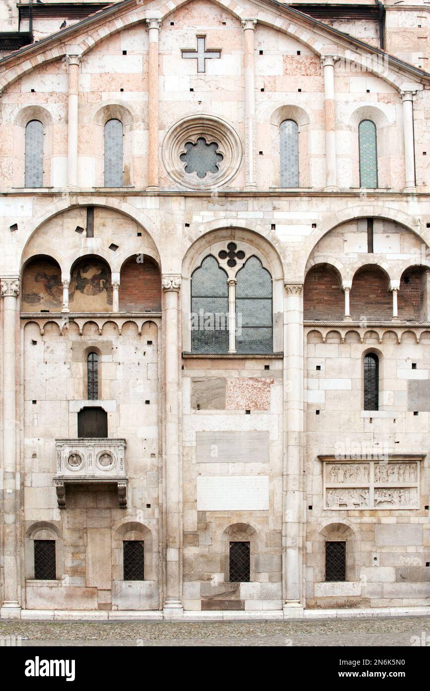 Historic Ocean-to-ocean railroad truss bridge and Interstate I-8 over ...