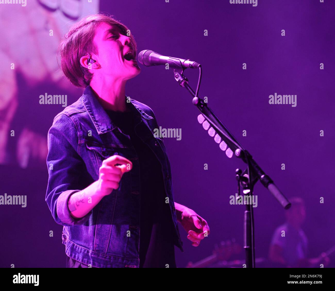 Tegan Quin performs At Mizner Park Amphitheater at on September 18 ...