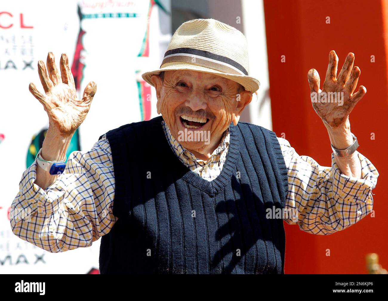 Jerry Maren, 93, best known for his role in the 1939 film,"The Wizard ...