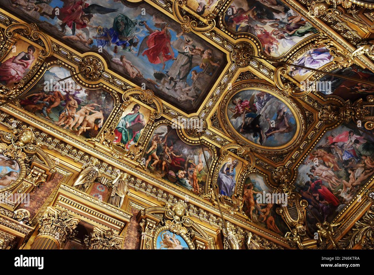 Le Grand Foyer - Opéra de Paris - Palais Garnier - France Stock Photo ...