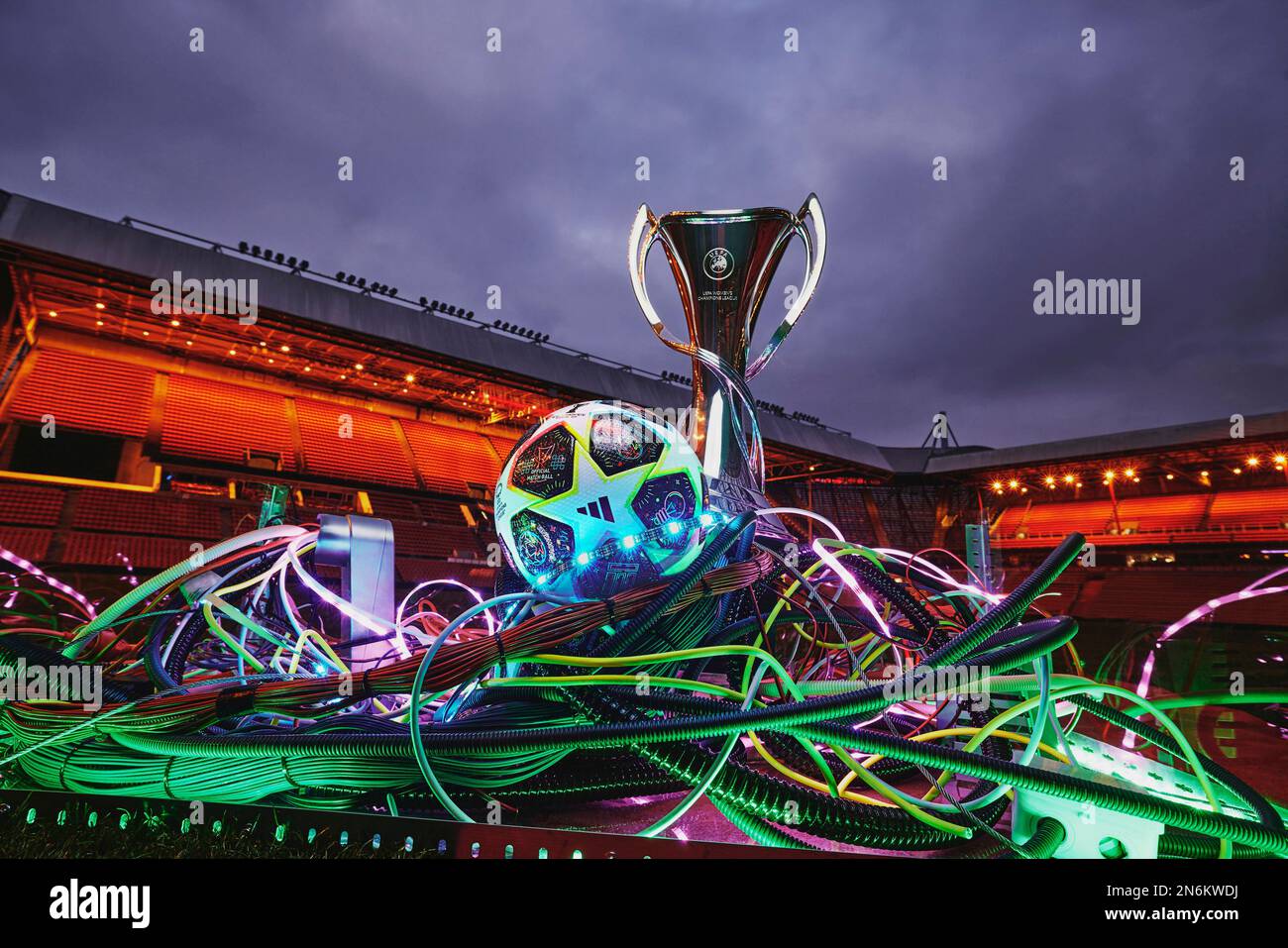 Uwcl trophy hi-res stock photography and images - Alamy