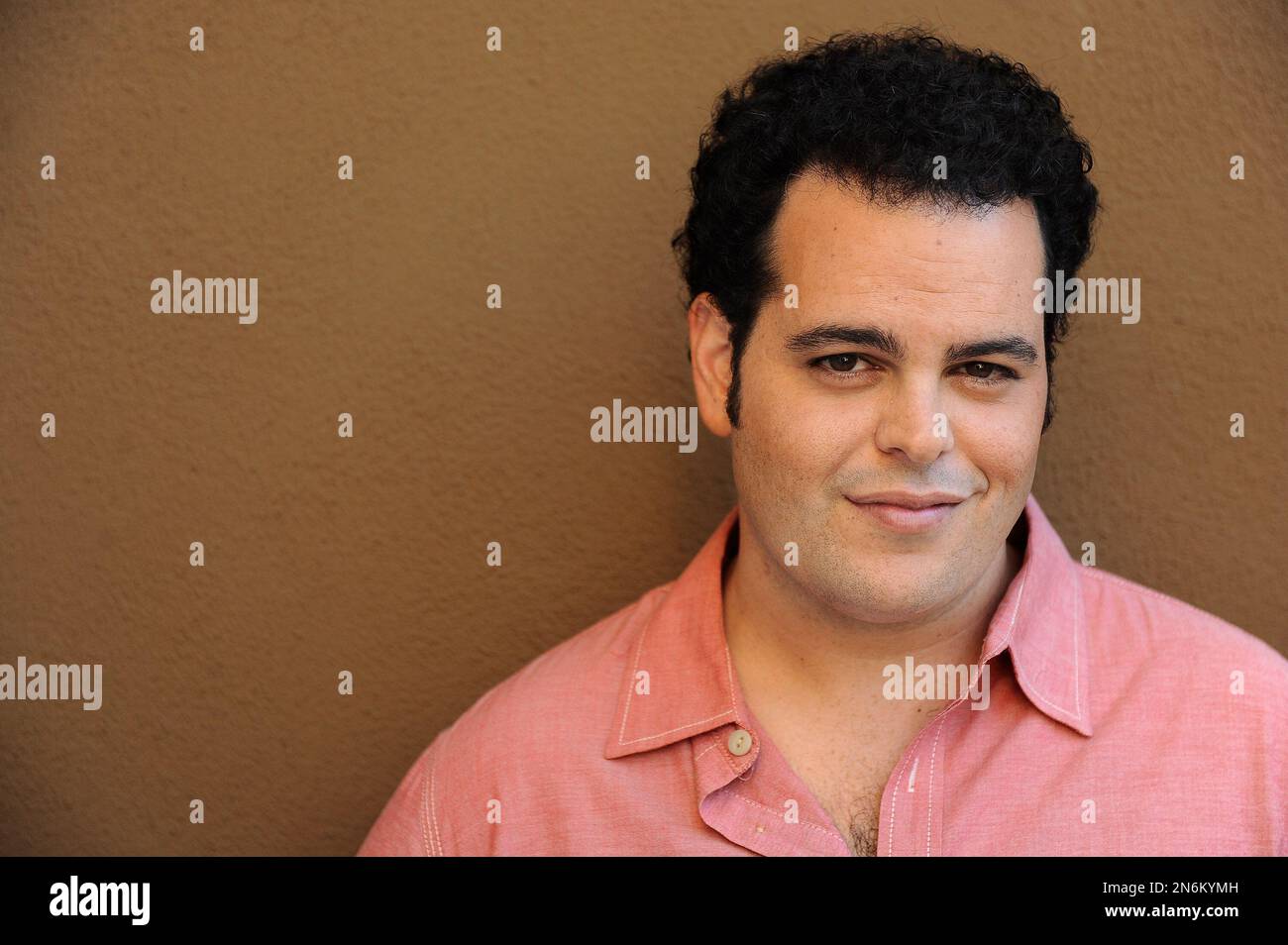Josh Gad poses for a portrait at the Four Seasons Hotel on Monday, Sept ...