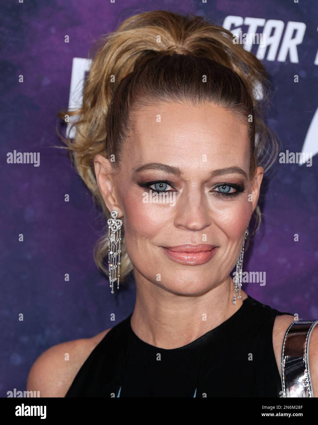 Jeri ryan red carpet event hi-res stock photography and images - Alamy