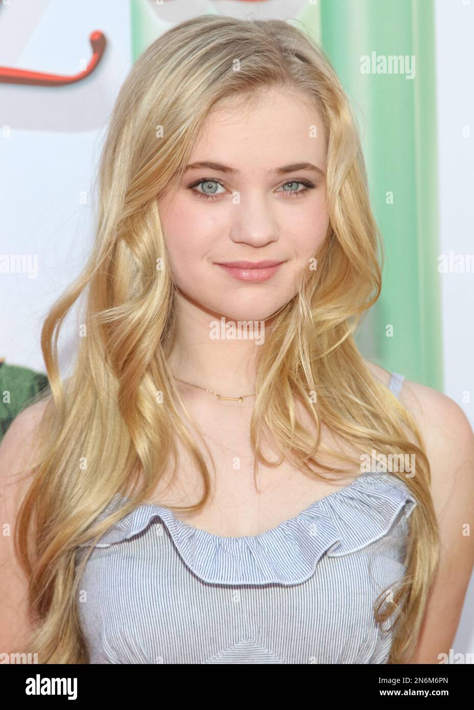 Actor Sierra McCormick arrives at the world premiere of "Wizard of Oz ...