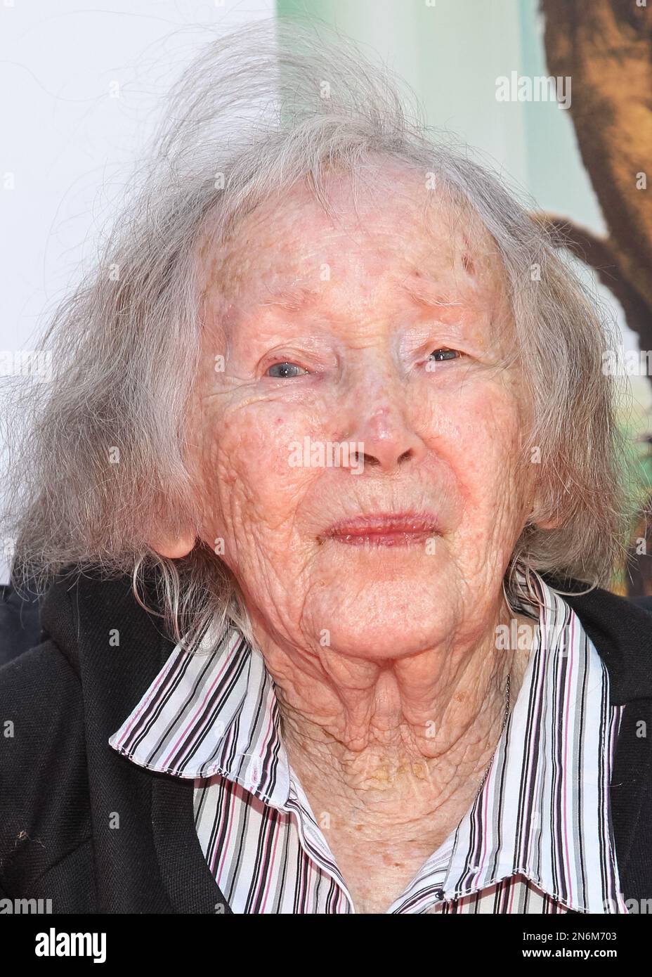 Actress Ruth Duccini arrives at the world premiere of "Wizard of Oz" 3D ...