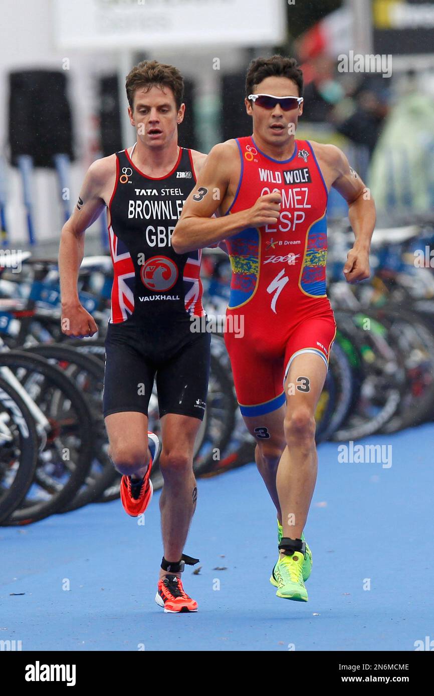 Javier Gomez of Spain, right, and Jonathan Brownlee of Britain race in ...