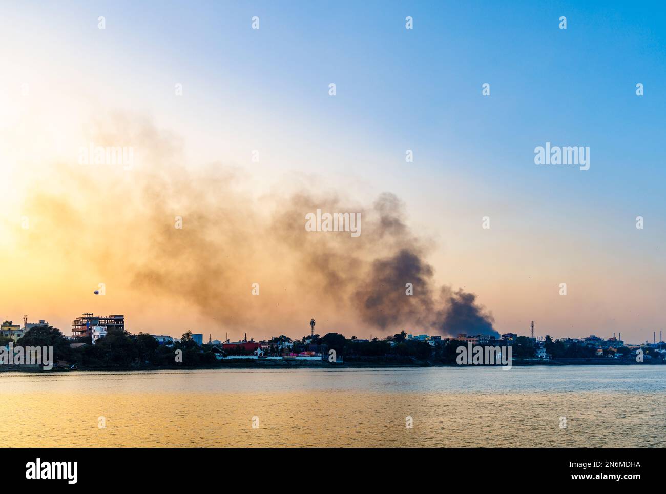 Indian smog hi-res stock photography and images - Alamy