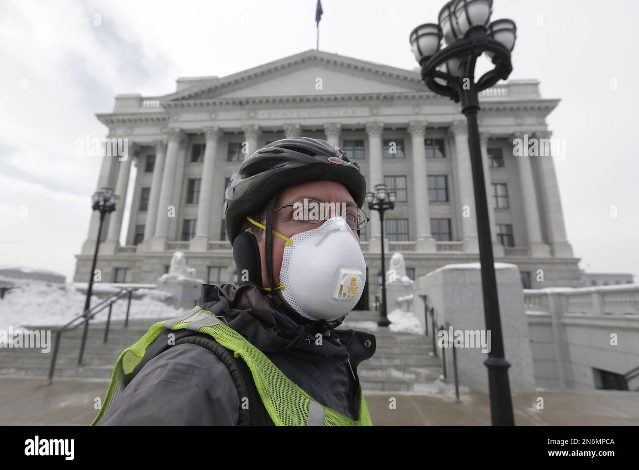 FILE - This Jan. 23, 2013, file photo, Dr. Gary Kunkel wears a ...