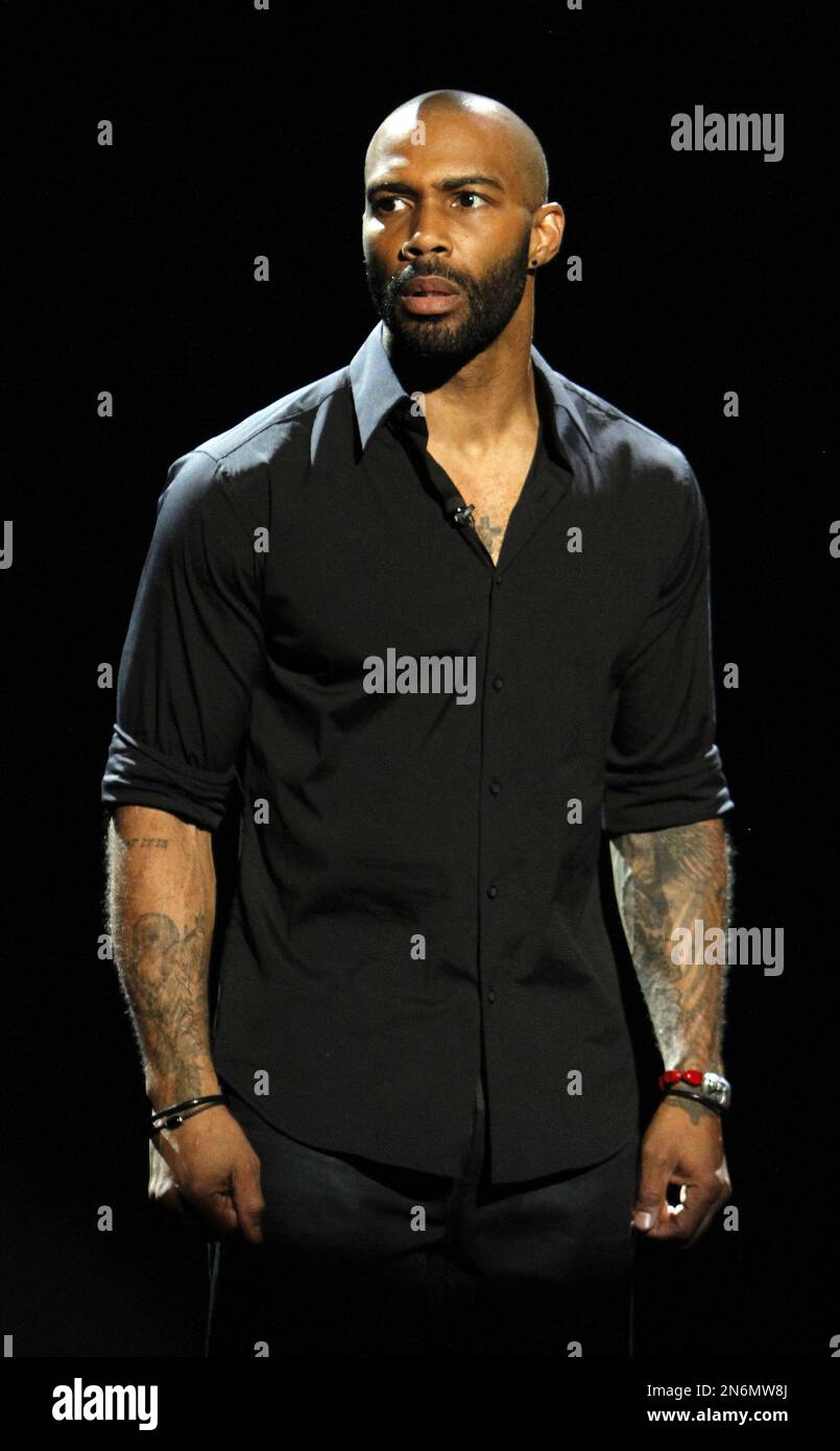 Actor Omari Hardwick performs opening poem at Lexus Presents: Verses ...