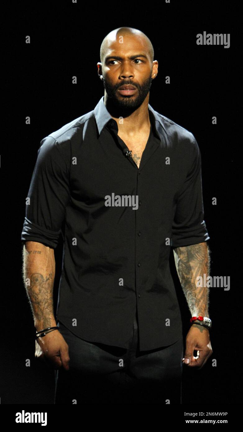 Actor Omari Hardwick performs opening poem at Lexus Presents: Verses ...