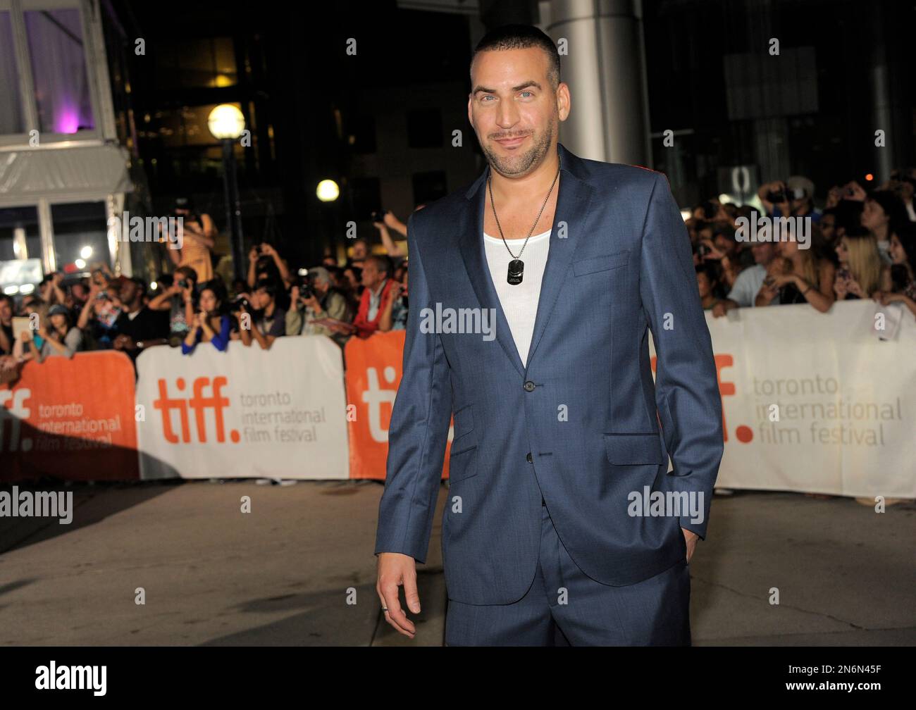 Dax Ravina arrives at the premiere of "The Art of the Steal" on day 7 ...