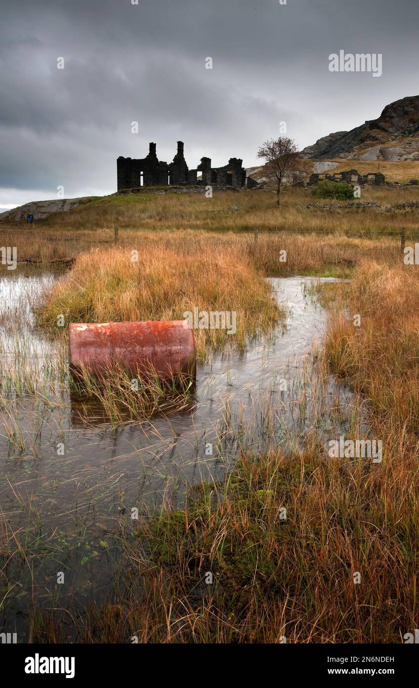 Quarry ruins hi-res stock photography and images - Alamy