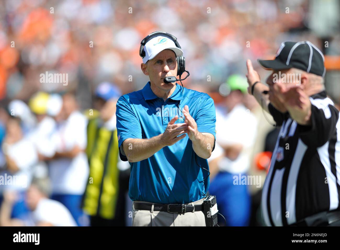 Miami Dolphins head coach Joe Philbin calls a timeout during an NFL ...