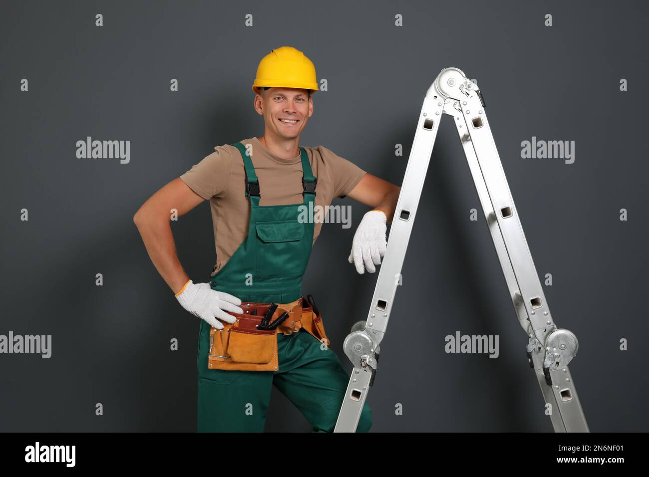 Builder constructor black hi-res stock photography and images - Alamy