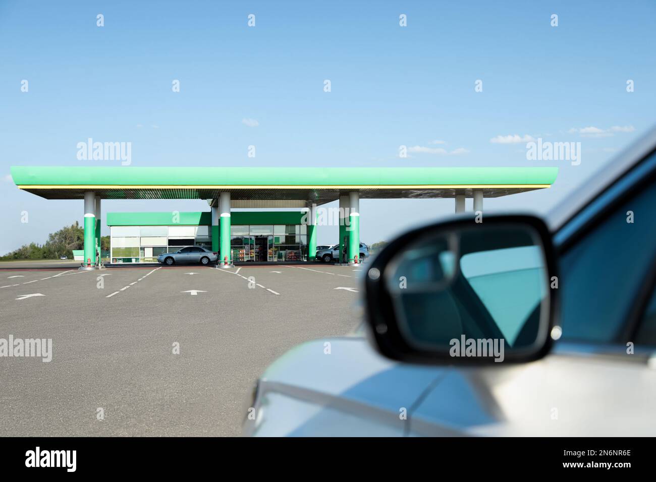 Fuel station decor hi-res stock photography and images - Alamy