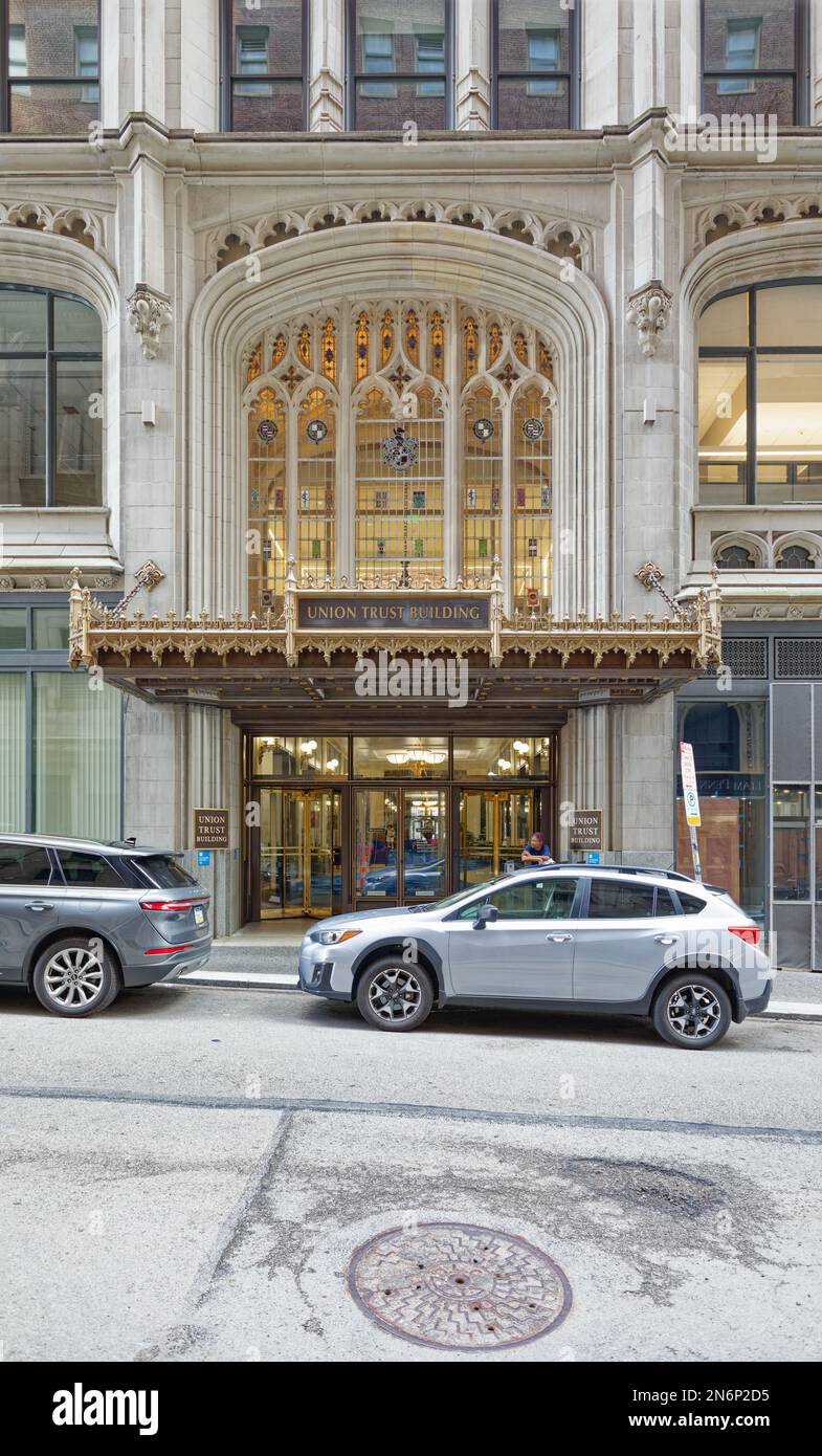 Pittsburgh Downtown: Landmark Union Trust Building was restored inside ...
