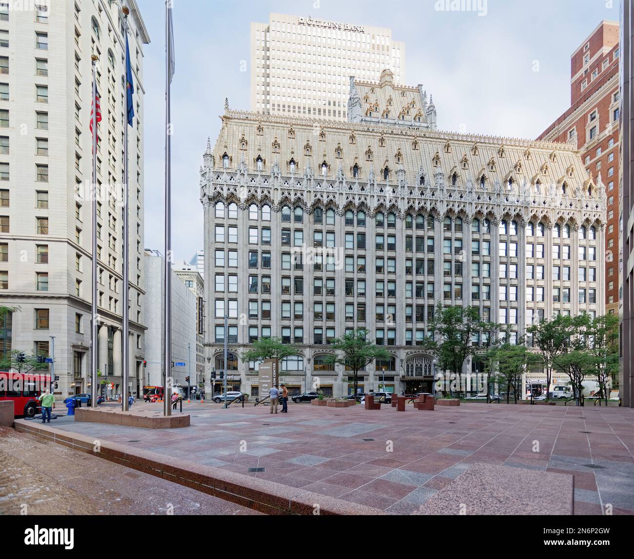 Pittsburgh Downtown: Landmark Union Trust Building was restored inside ...