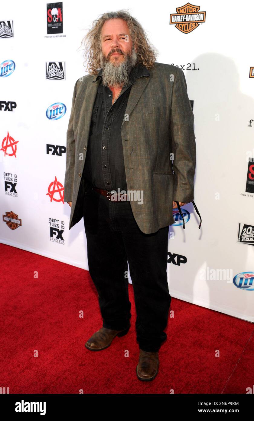 Mark Boone Junior arrives at FX's "Sons of Anarchy" Season 6 Premiere ...