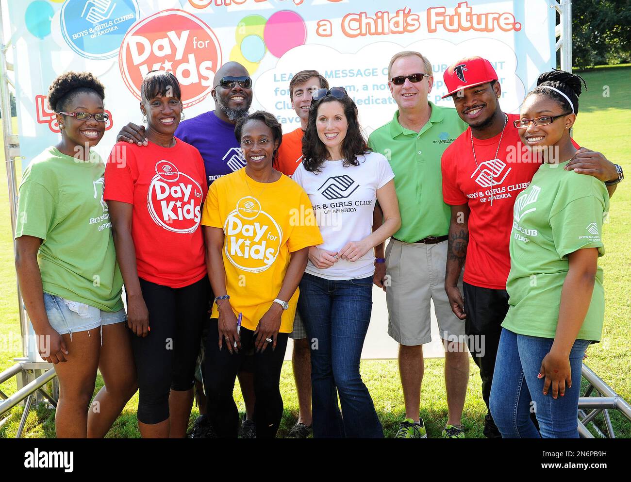 Grammy Award-winning artist Ne-Yo, Olympic gold medalists Jackie Joyner ...