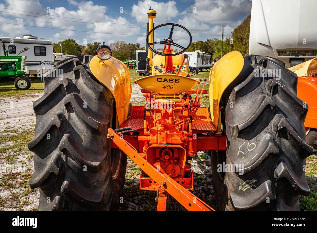 1955 case 400 diesel tractor hi-res stock photography and images - Alamy