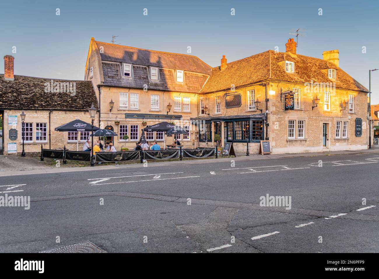 The Kings Arms hotel in Melksham Wiltshire with its sandy stone ...
