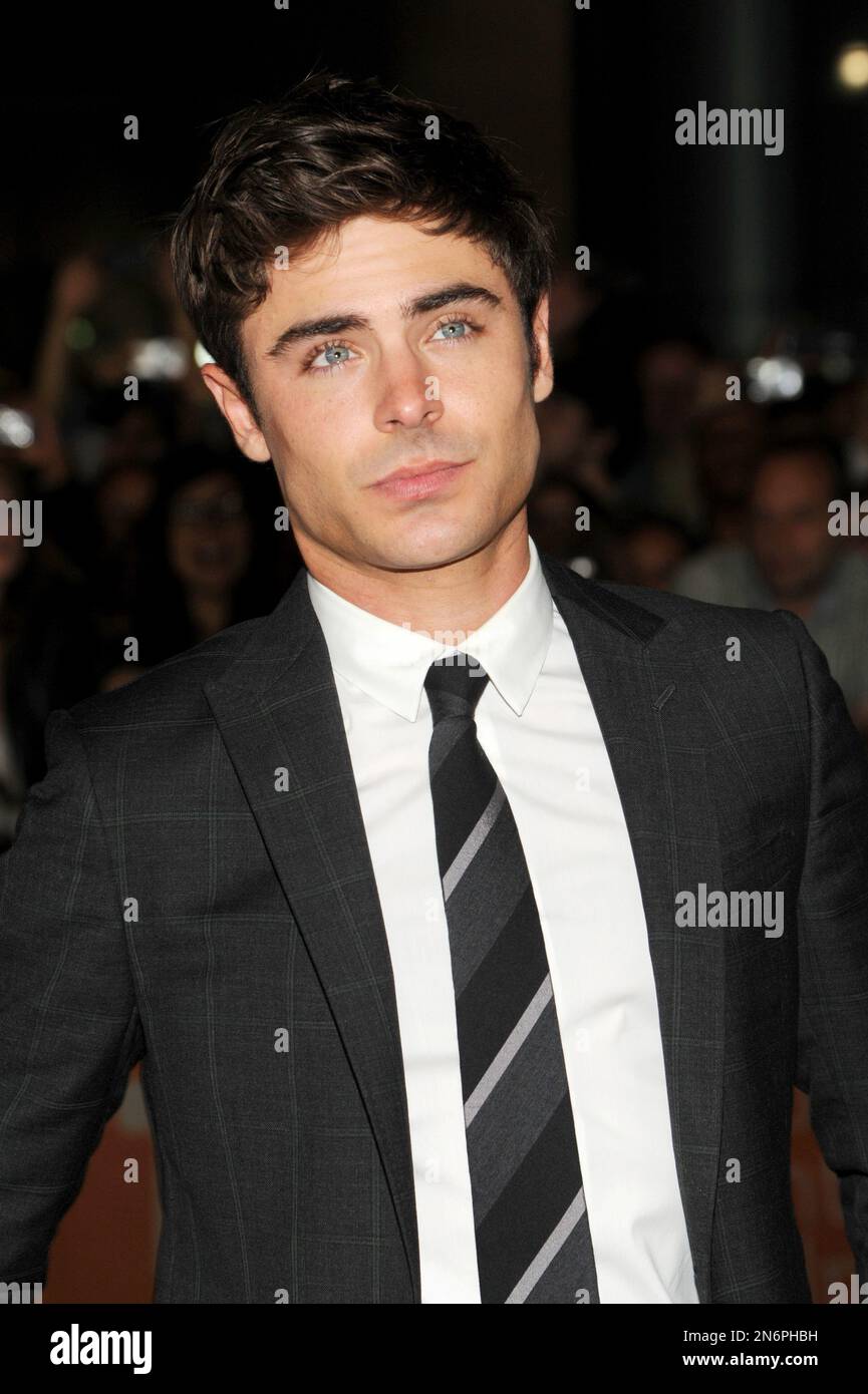 Zac Efron arrives at the premiere of "Parkland" on day 2 of the Toronto ...