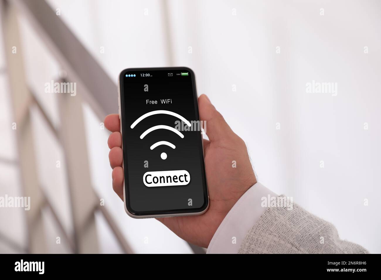 Connecting to wifi hi-res stock photography and images - Alamy