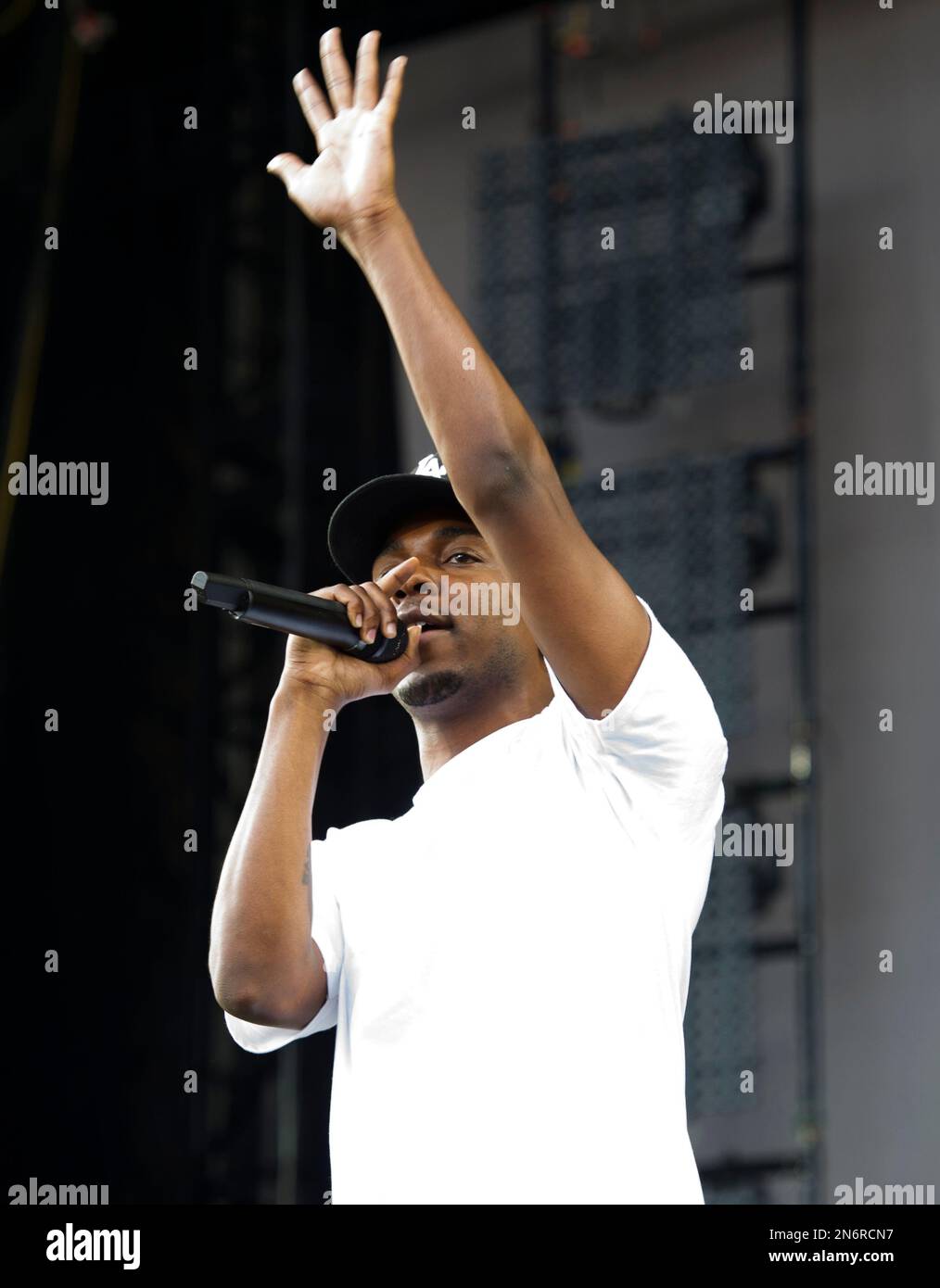 Kendrick Lamar performs on day 2 of the 2013 Budweiser Made in America ...