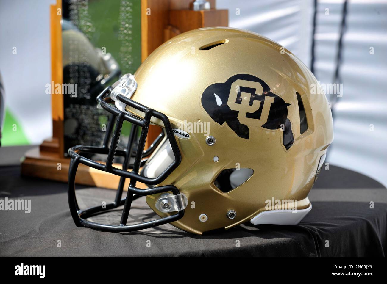 The rocky mountain showdown hi-res stock photography and images - Alamy