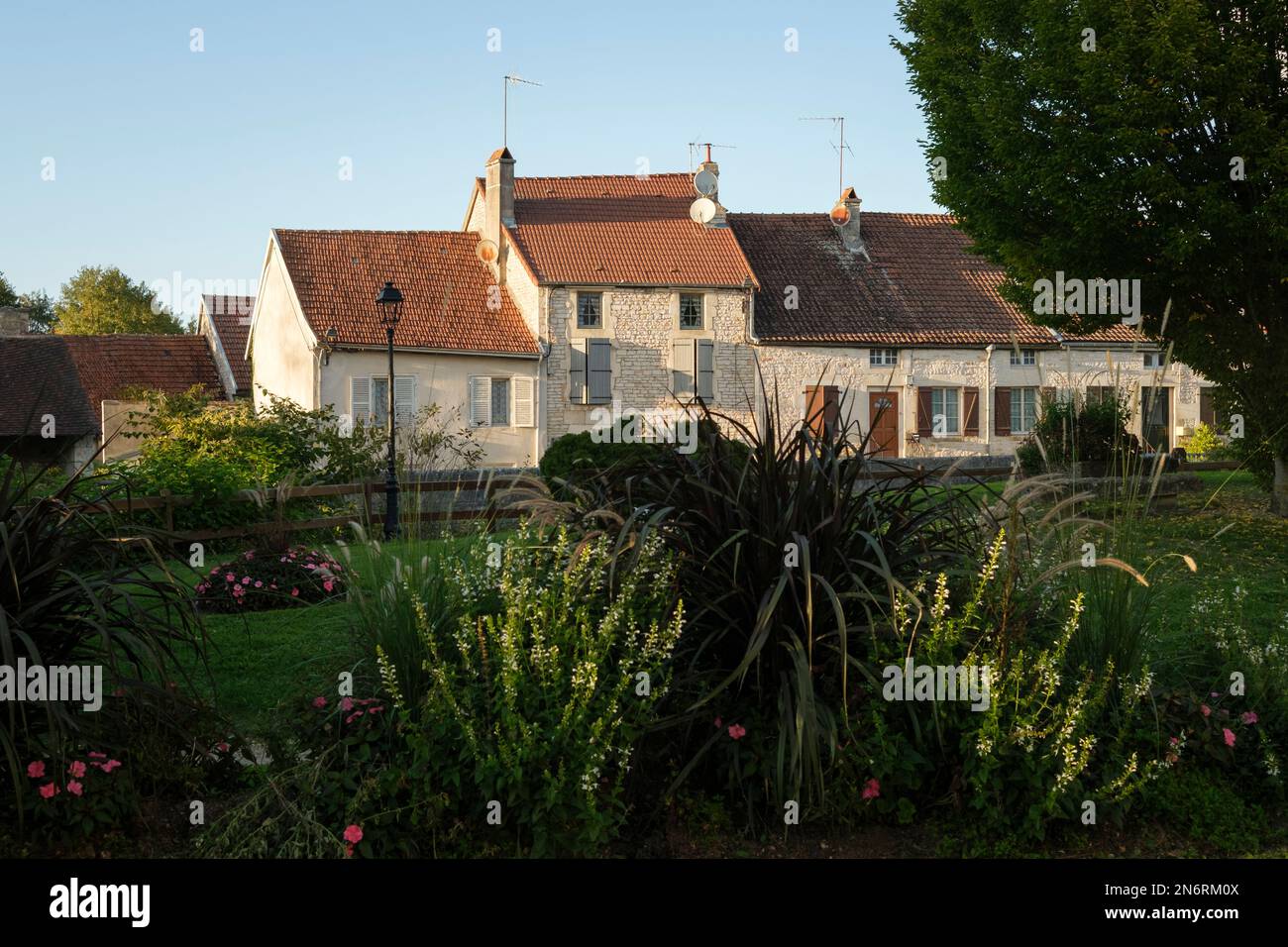 French countryside romantic village hi-res stock photography and images ...