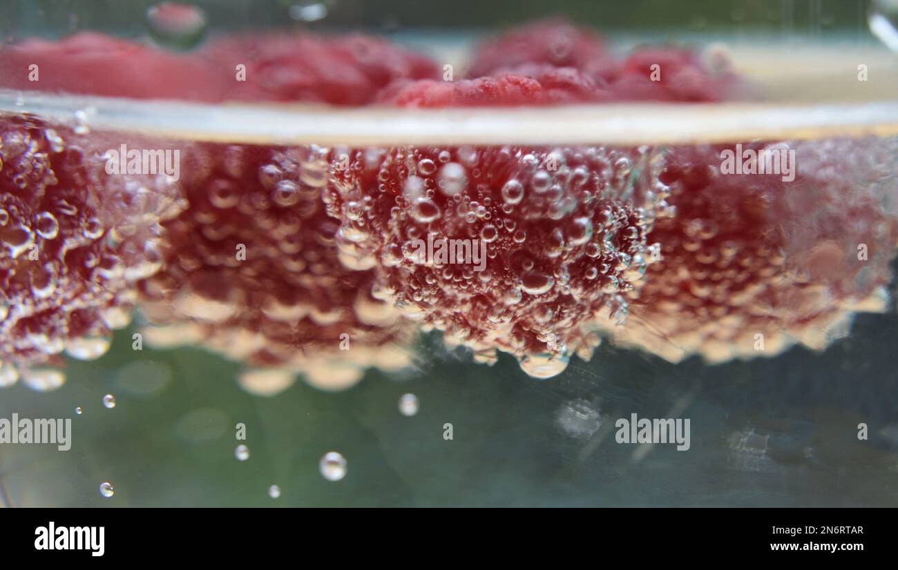 Fizzy water hi-res stock photography and images - Alamy